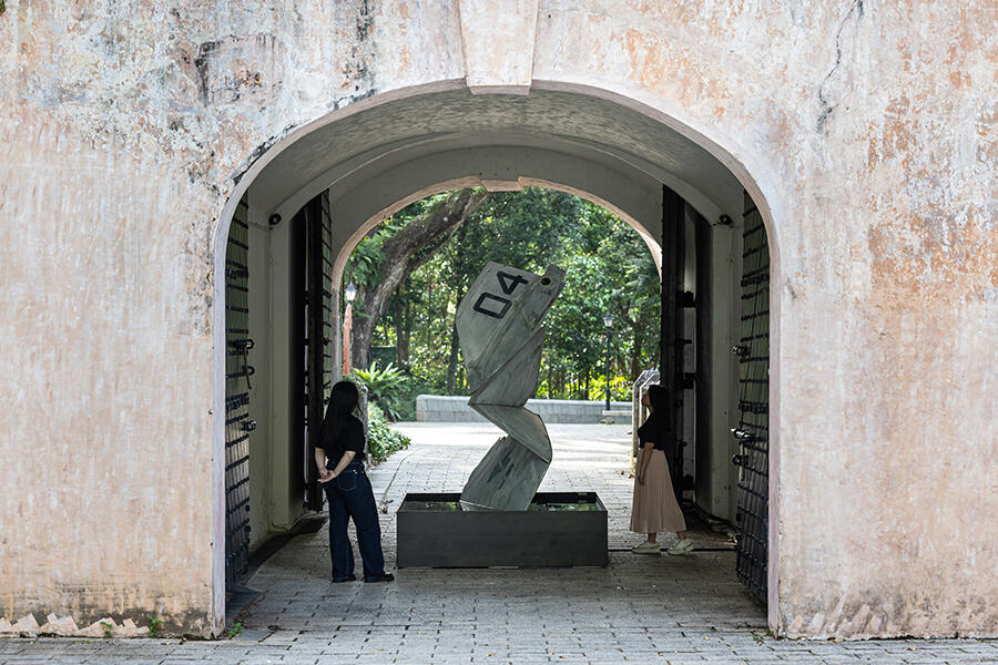 The Eighth Singapore Biennale Probes Hard and Soft Power | Frieze