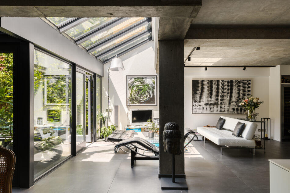 London | Studio Morning: Azadeh Ghotbi | | Galleries | Frieze