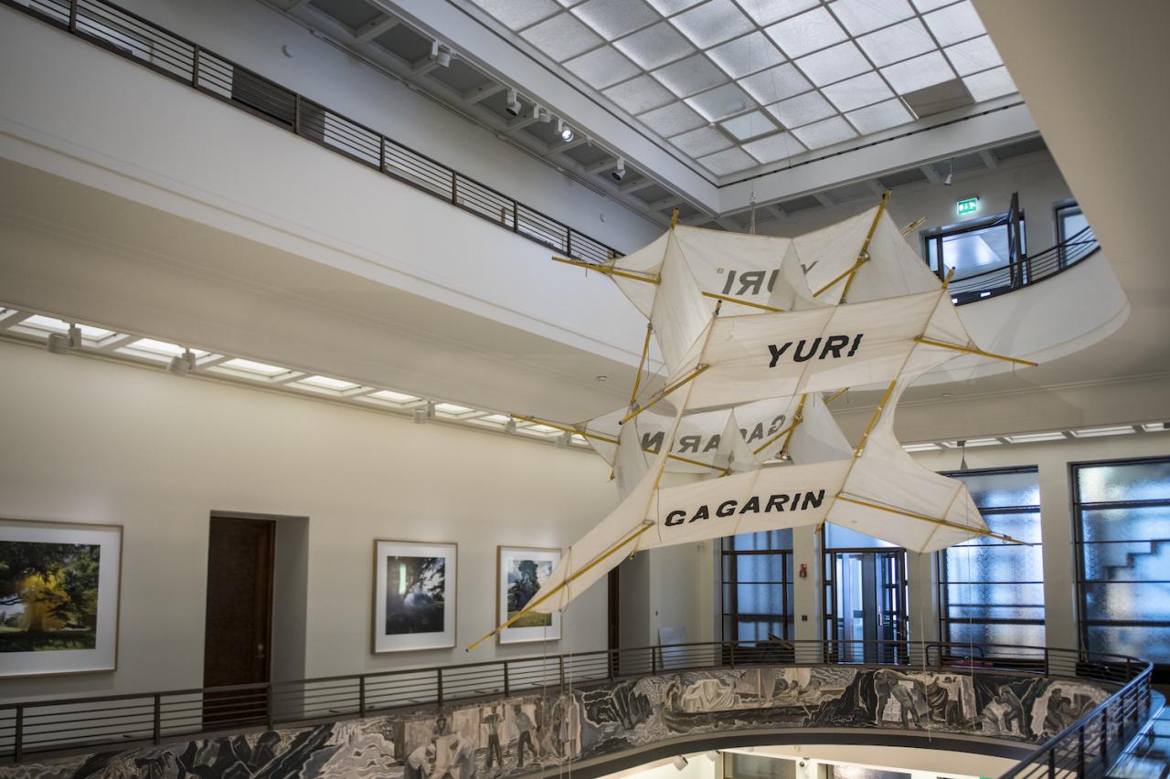 Simon Patterson: Head to Toe | Serlachius | Galleries | Frieze